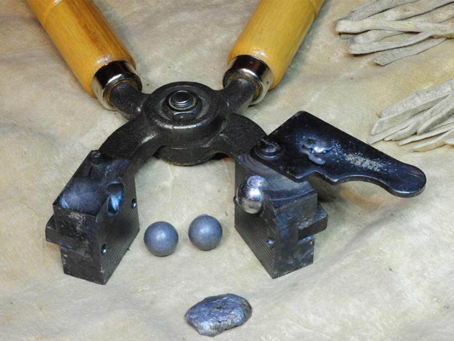 11 Essential Items for Traditional Muzzleloader Hunts