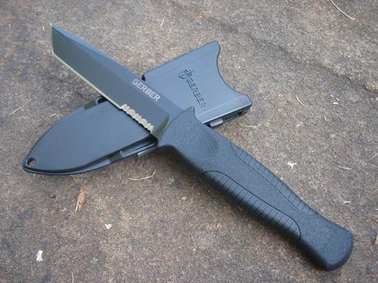 19 Great Fixed-Blade Knives for Tactical Self Defense