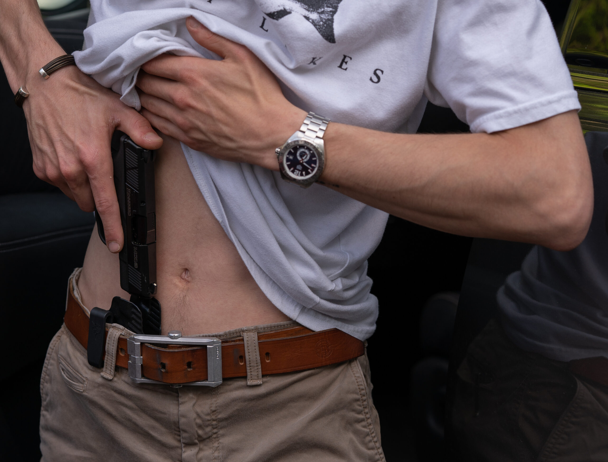 Pros and Cons of Handgun Appendix Carry | Outdoor Life