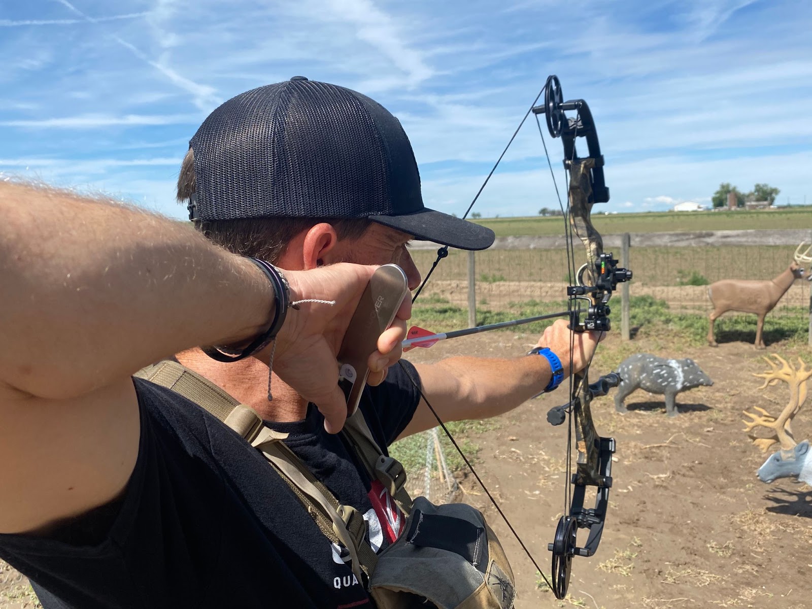 PSE Stinger Max Review: An Affordable Compound Bow | Outdoor Life