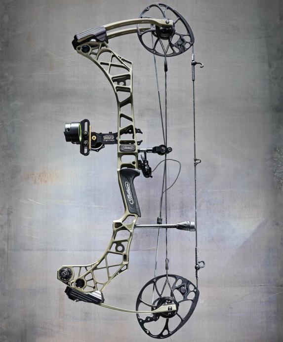 Recurve vs. Compound Bow: Understand the Differences | Outdoor Life
