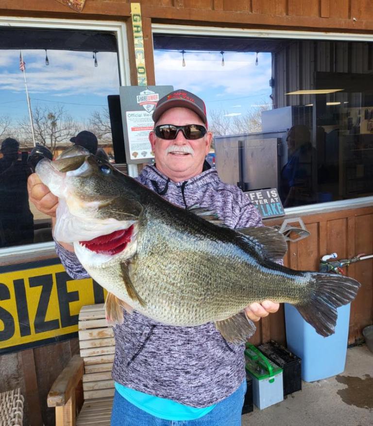 Texas Angler's Bass Officially a New World Record | Outdoor Life