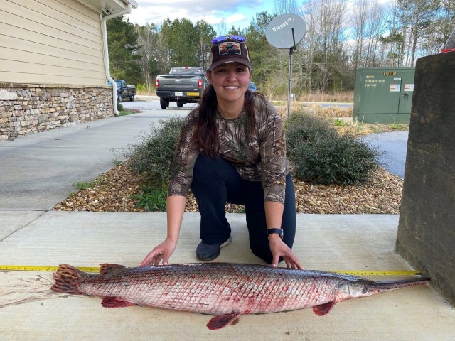 16-Year-Old Texas Bowfisherman Shoots World-Record Gar | Outdoor Life