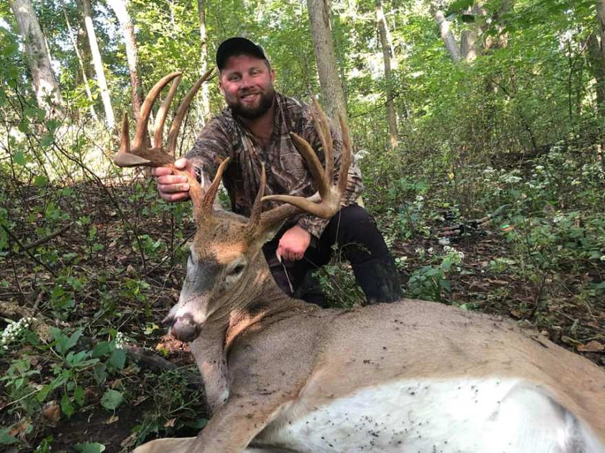16-Point Buck Still in Velvet Could Be an Alabama Record | Outdoor Life