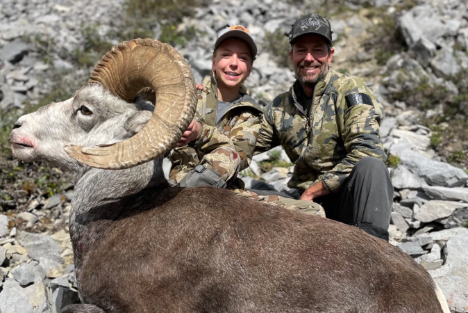 Texas Girl Becomes Youngest Female Hunter to Complete Sheep Grand Slam