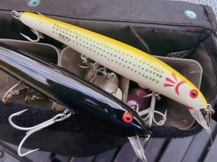 3 Classic Striper Surf Lures You Should Be Throwing Right Now | Outdoor ...