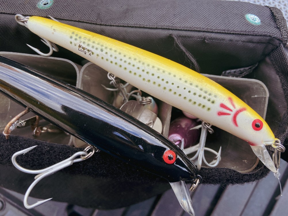 3 Classic Striper Surf Lures You Should Be Throwing Right Now | Outdoor ...