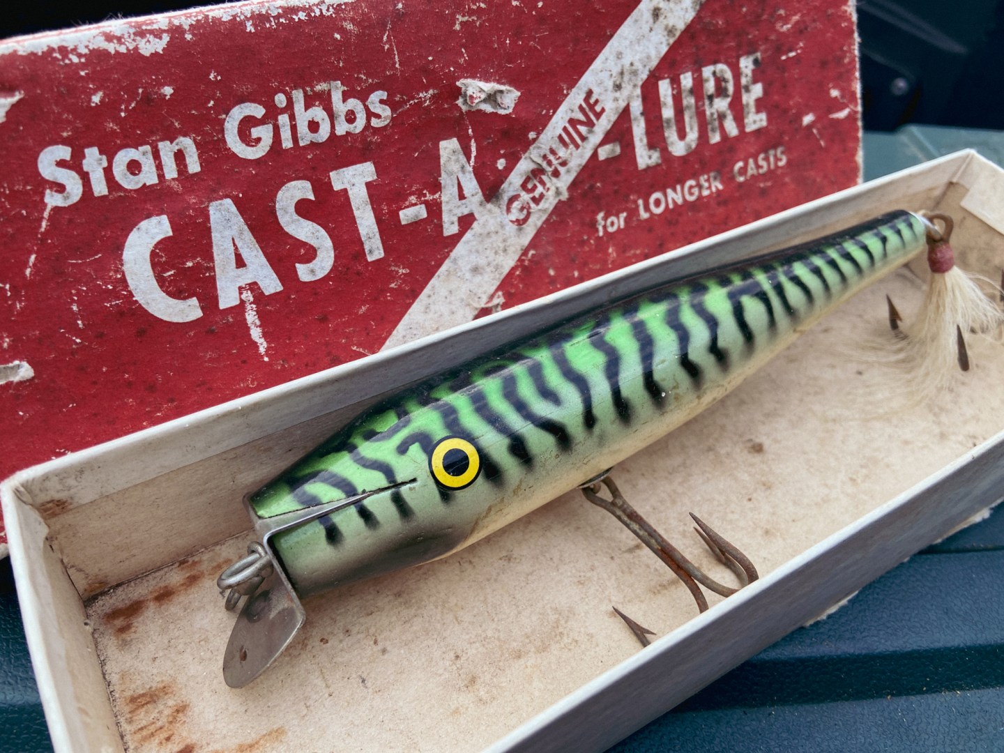 3 Classic Striper Surf Lures You Should Be Throwing Right Now | Outdoor ...