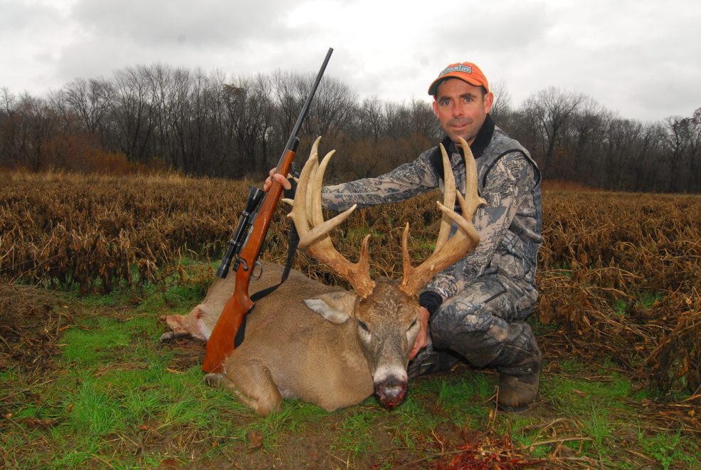 Whitetail Deer: 5 Ground Rules for Ground-Hunting Bucks