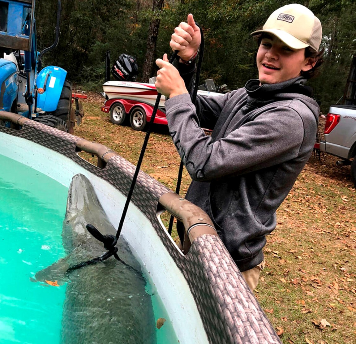 Giant Alligator Gar Certified as New Alabama State Record | Outdoor Life