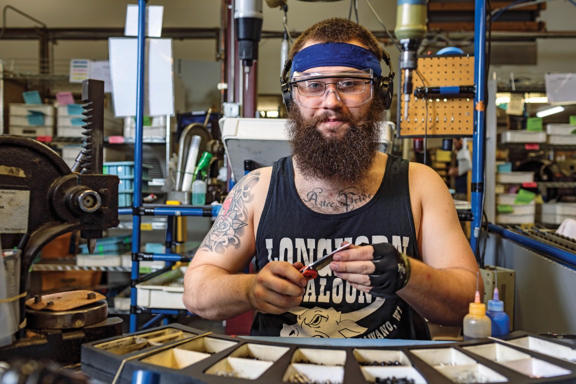 Meet the Artisan Blade Makers of Oregon, Home to More Knife Companies ...