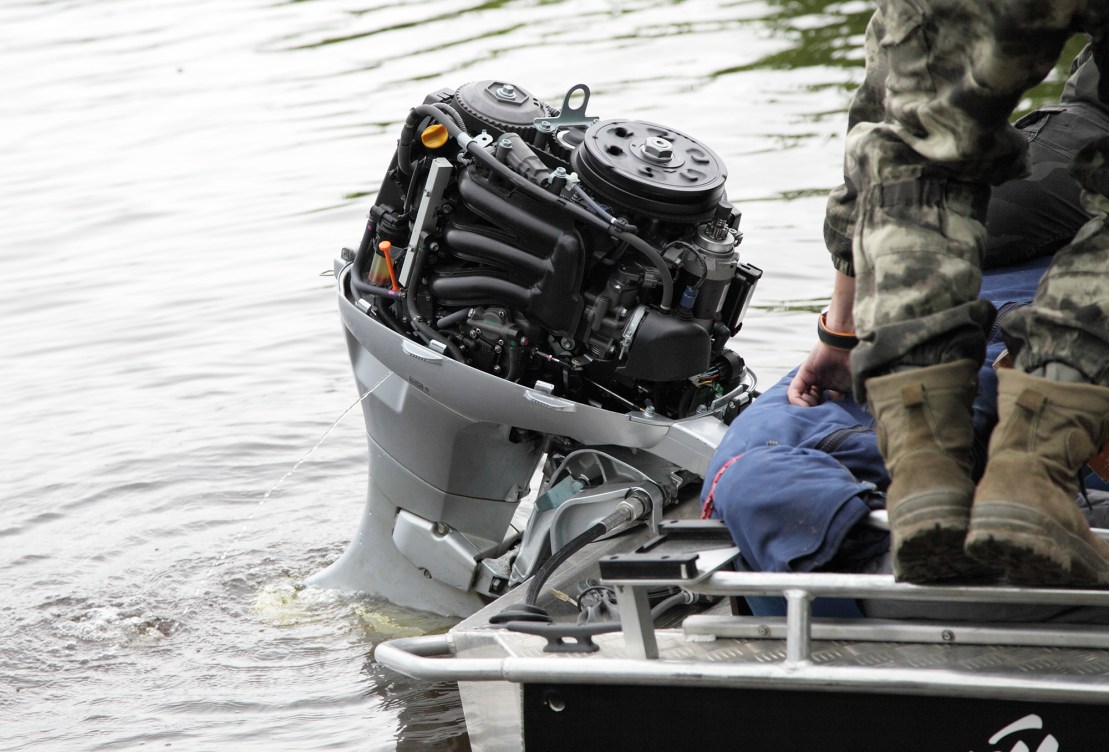 2 Stroke vs 4 Stroke Outboard | Outdoor Life