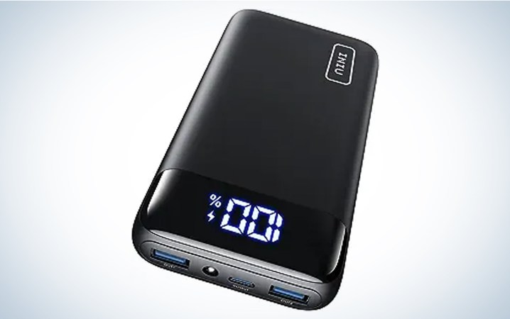 Best Power Banks for Backpacking of 2024 | Outdoor Life