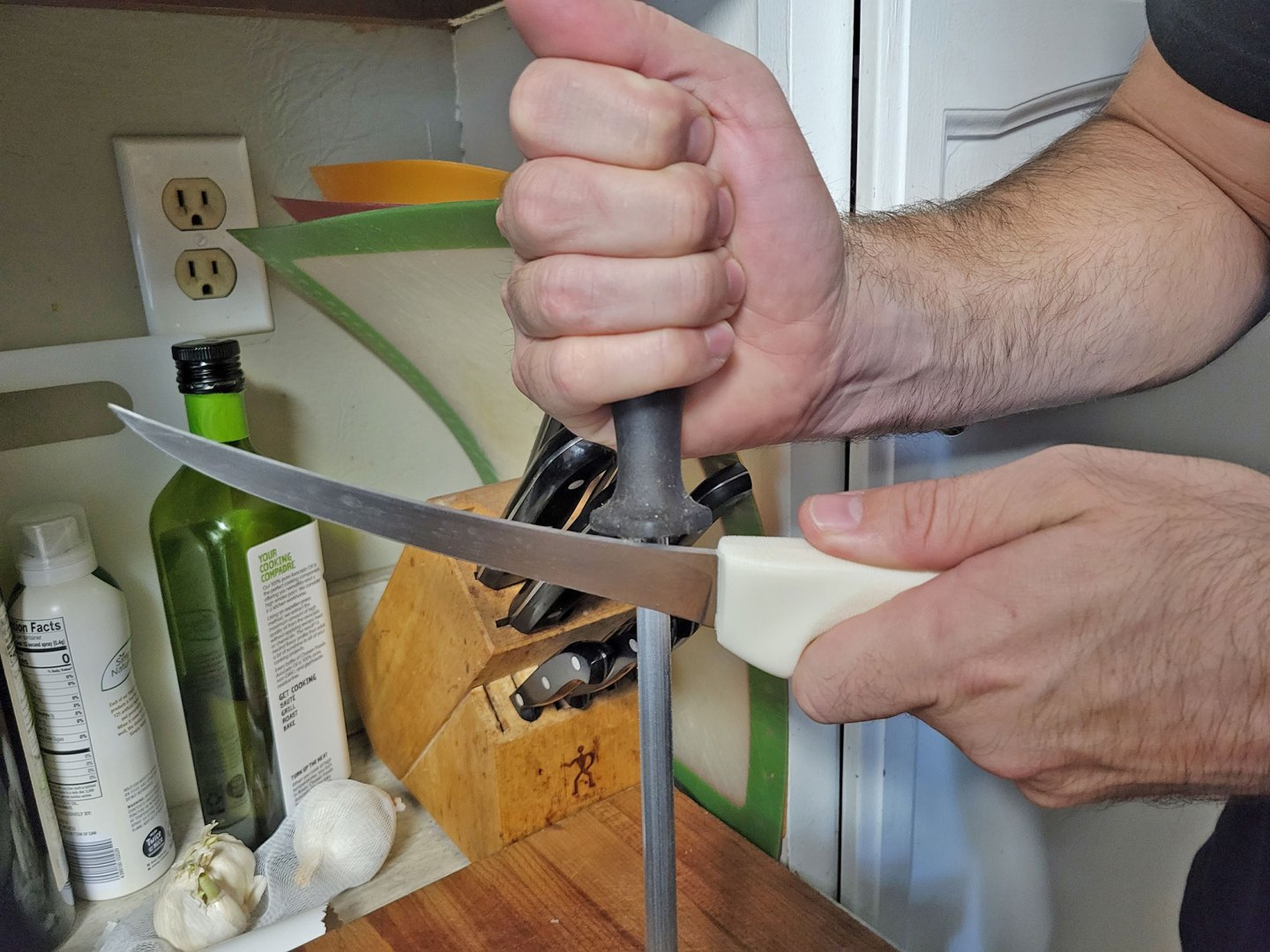 How to Use a Knife Sharpener | Outdoor Life