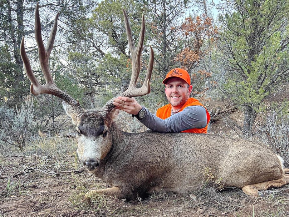 My First Buck Was the Biggest Typical Mule Deer Ever Taken with a Bow ...
