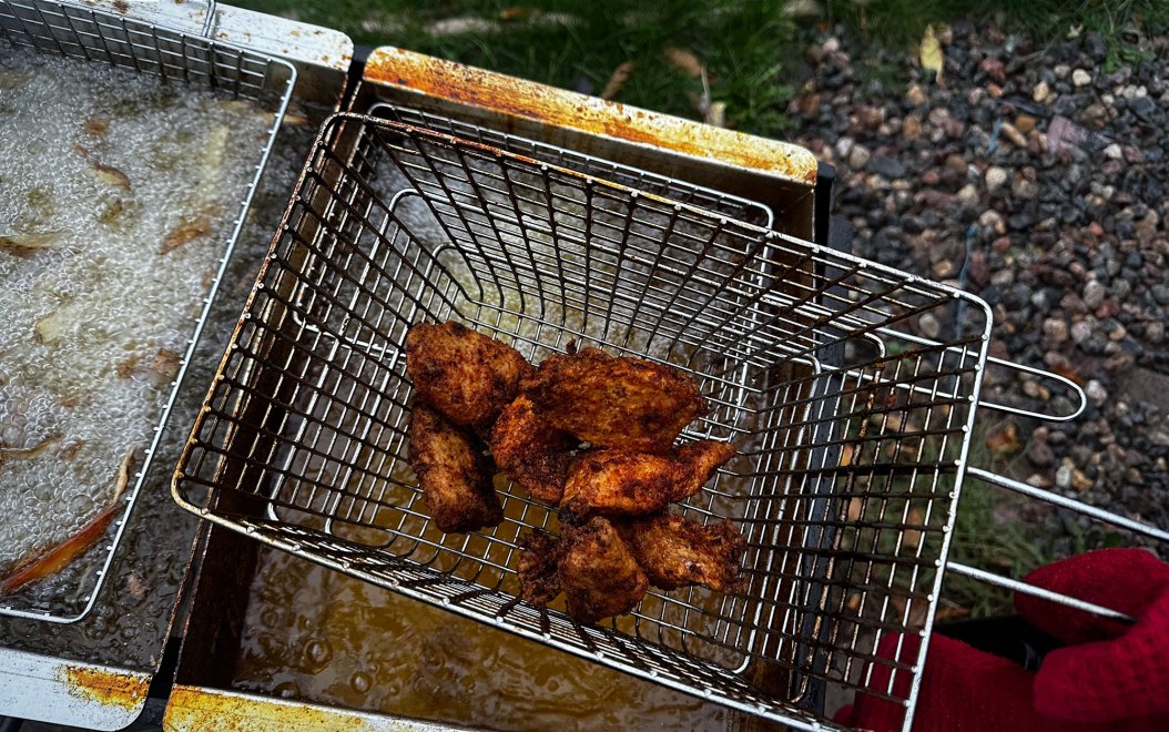 The Best Outdoor Deep Fryers, Tested and Reviewed | Outdoor Life