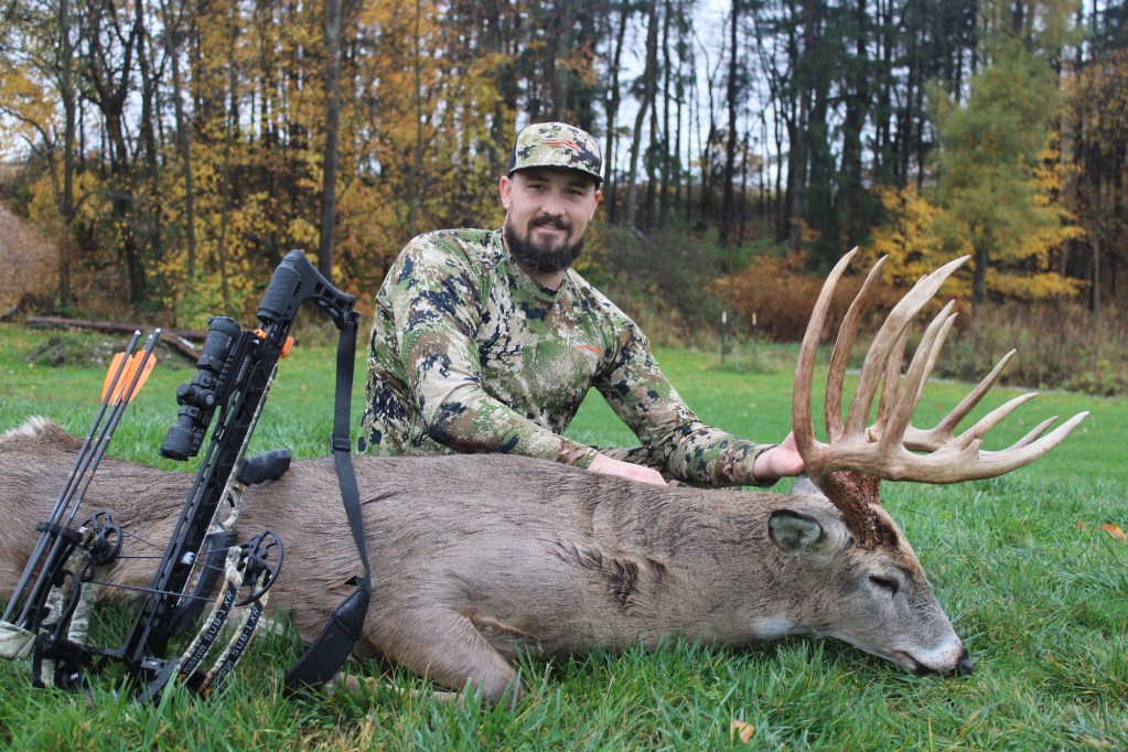 Ohio Hunter Stalks into Position on a Bedded 200-Class Buck | Outdoor Life