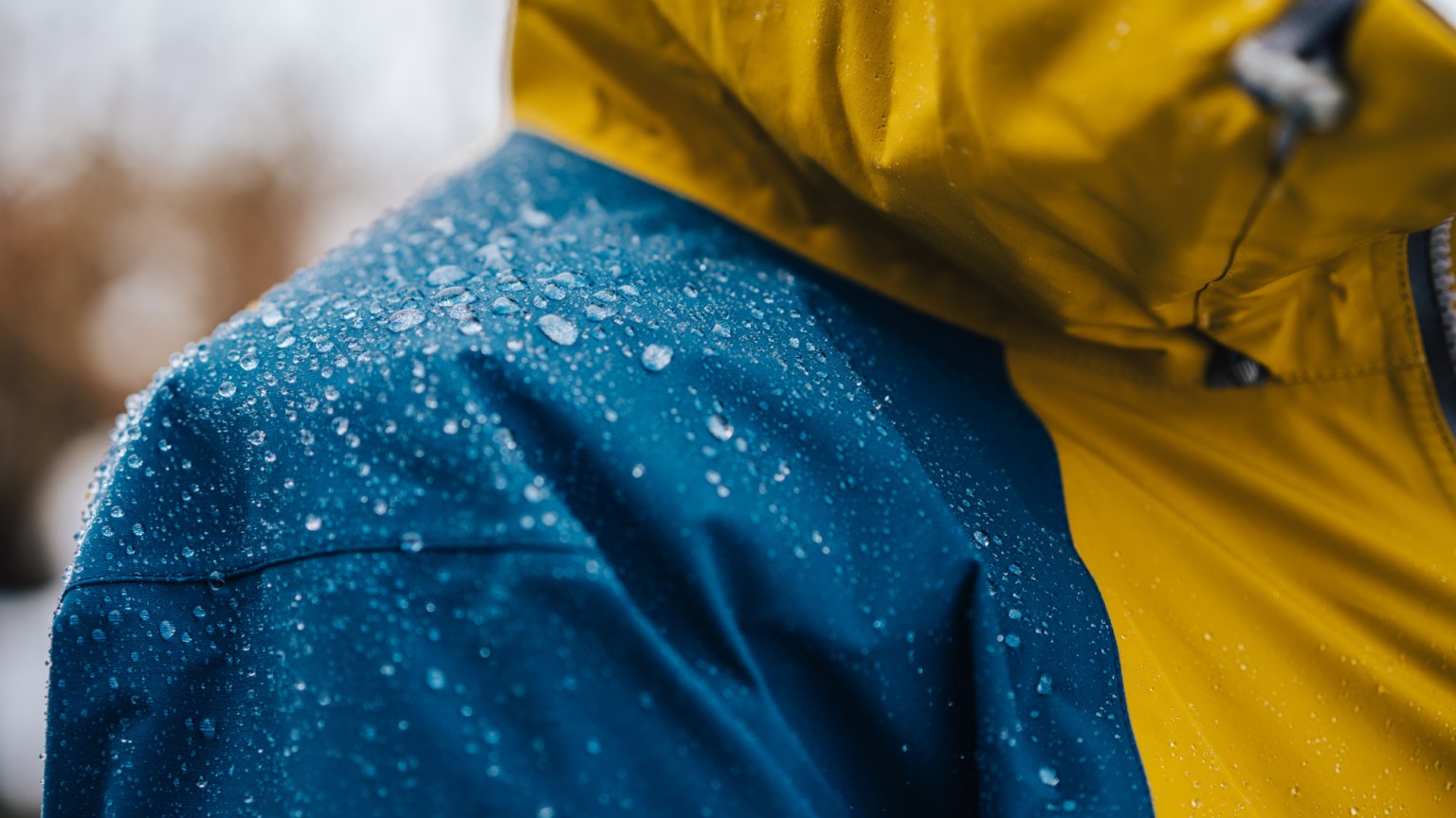 Water Resistant vs Waterproof: Here's What You Need to Know | Outdoor Life