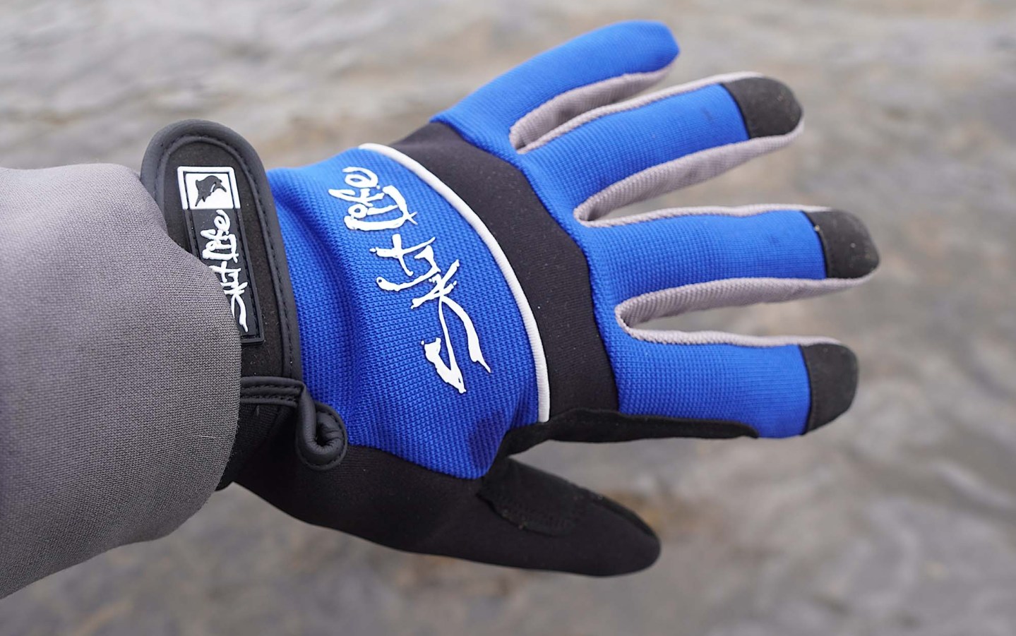 The Best Fishing Gloves of 2025 | Outdoor Life