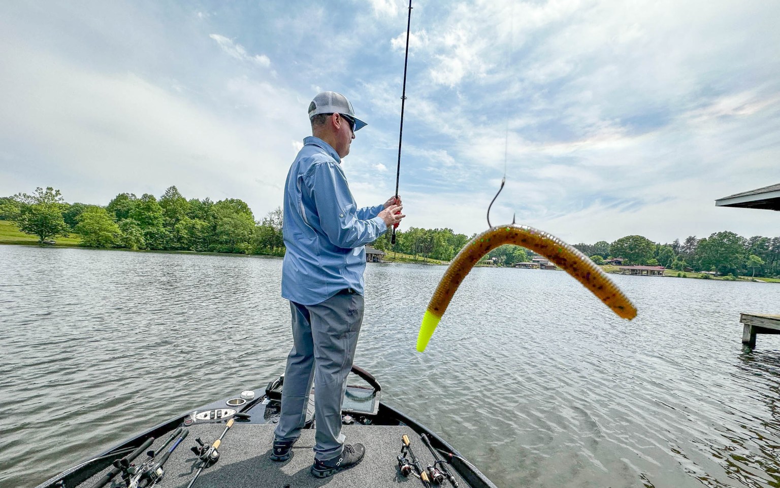 Wacky Rig: A Complete Guide on Rigging and How to Fish It