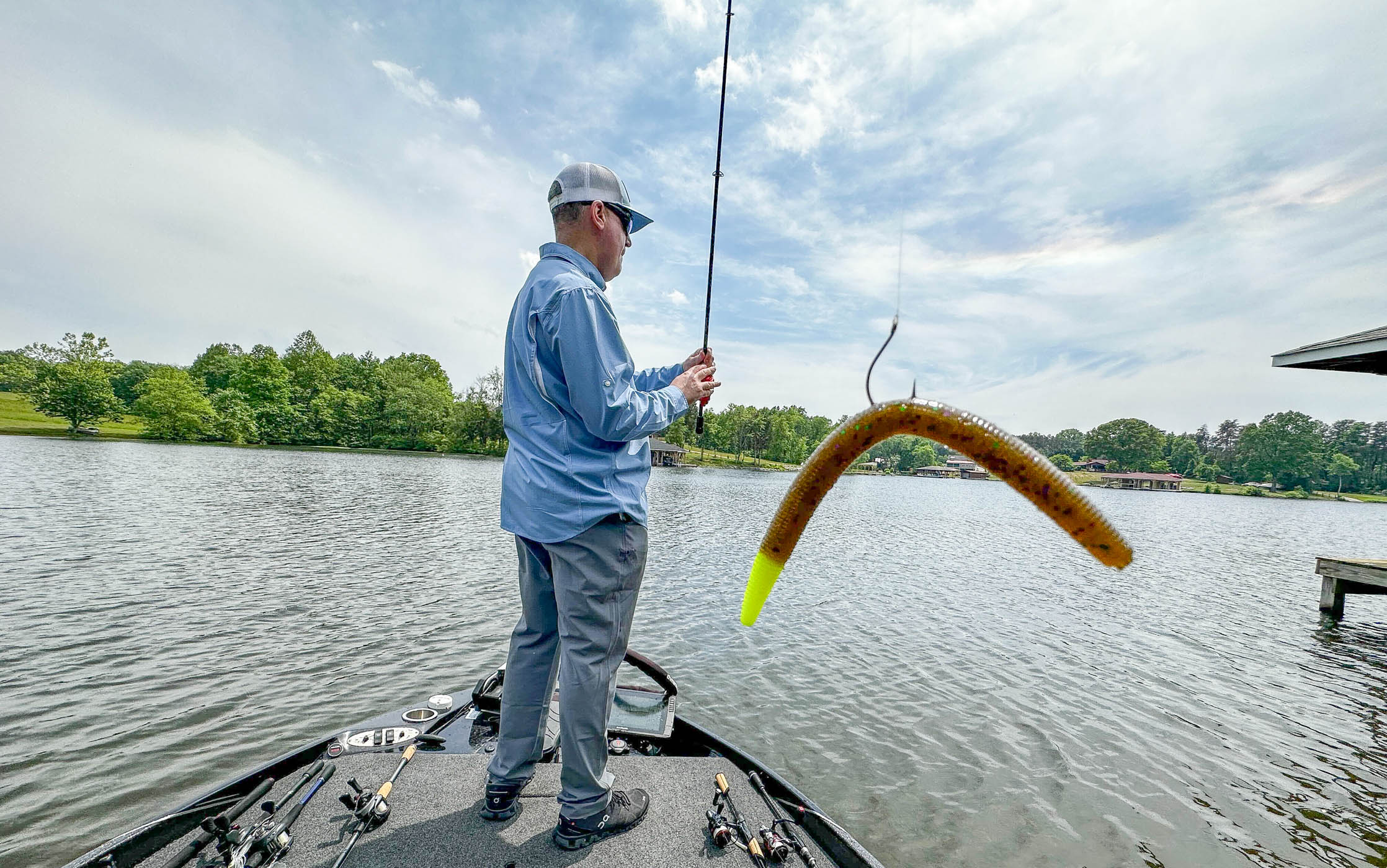 Wacky Rig: A Complete Guide on Rigging and How to Fish It