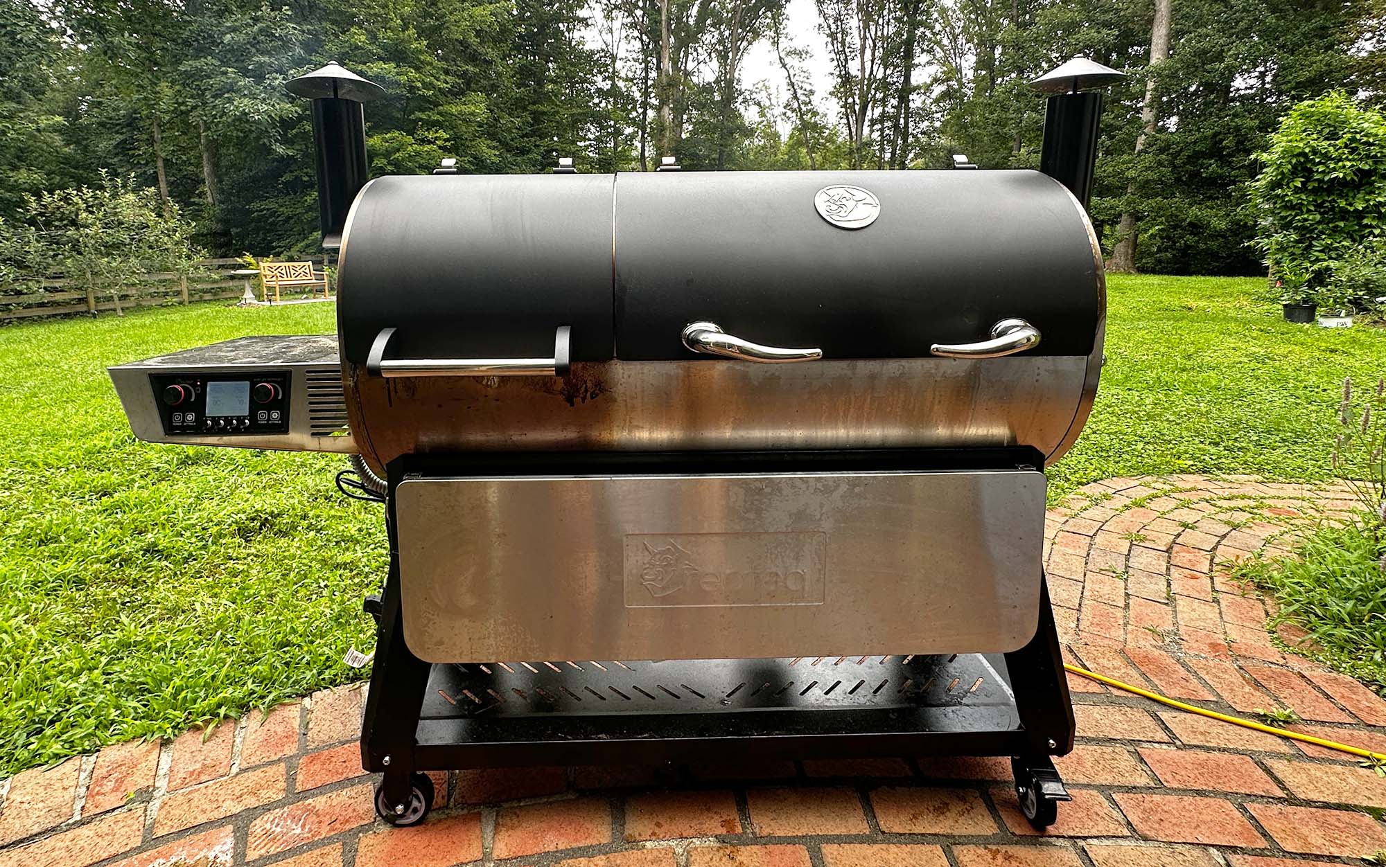 Recteq DualFire 1200: The Smoker That Made Me Sell My Traeger