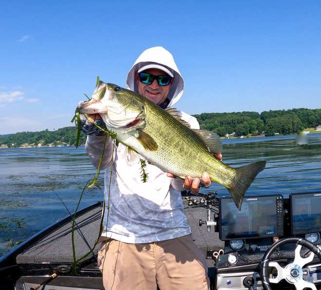 How to Fish the Geecrack Bellows Gill | Outdoor Life