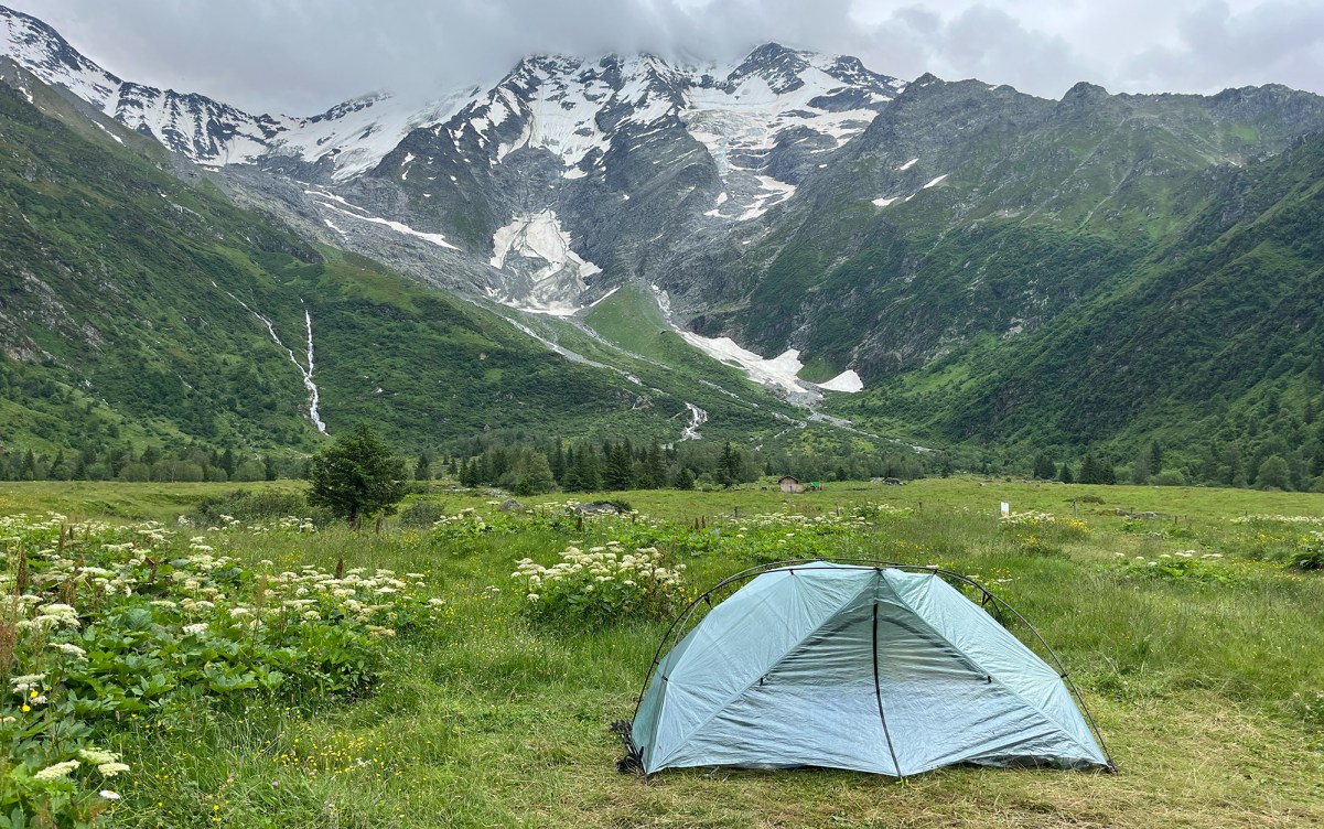 Zpacks Free Zip 2P Tent: Ultralight, Bomb-Proof, and Freestanding ...