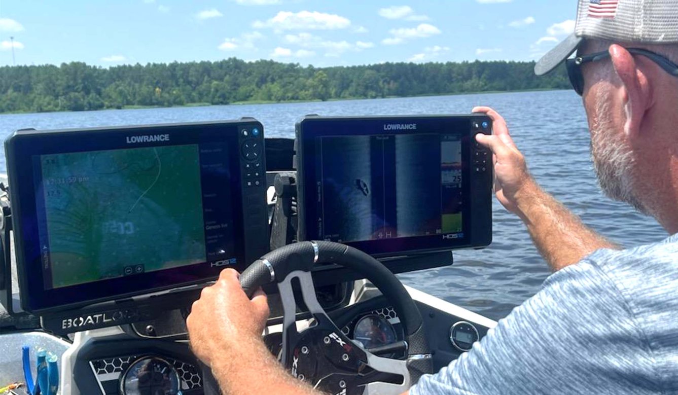 Best Side-Imaging Fish Finders of 2026, According to a Joe and Three Pros