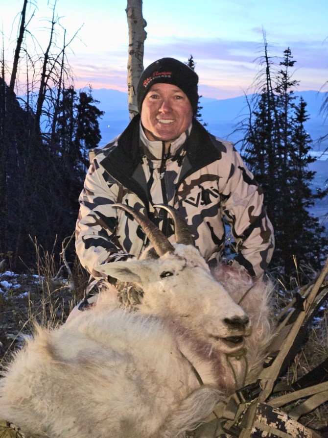 Last-Chance Billy: While Battling MS, a Diehard Hunter Draws a Once-in ...