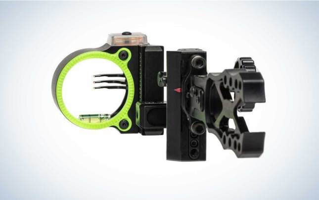 Single Pin vs Multi Pin Bow Sights for Deer Hunting | Outdoor Life