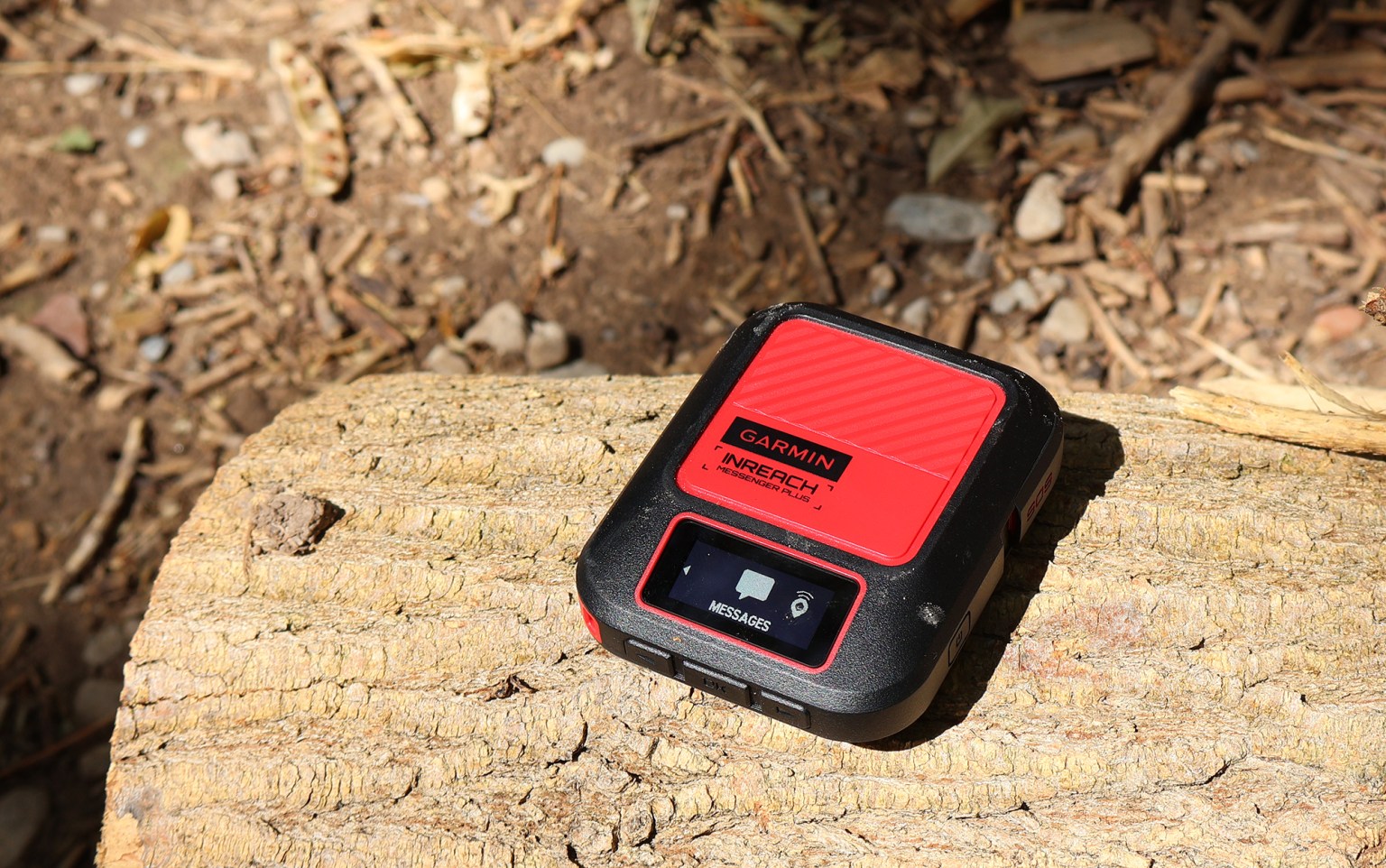 Garmin inReach Messenger Plus Sends Photos, Voice Memos, and Group ...