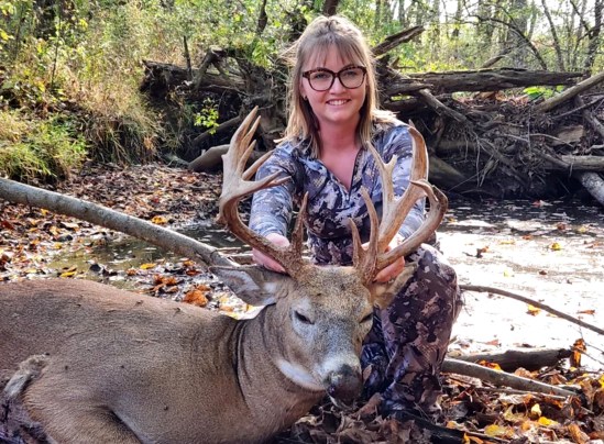 Bowhunter Recovers 16-Point Buck Using a Clue from Past Trail Cam Photo ...