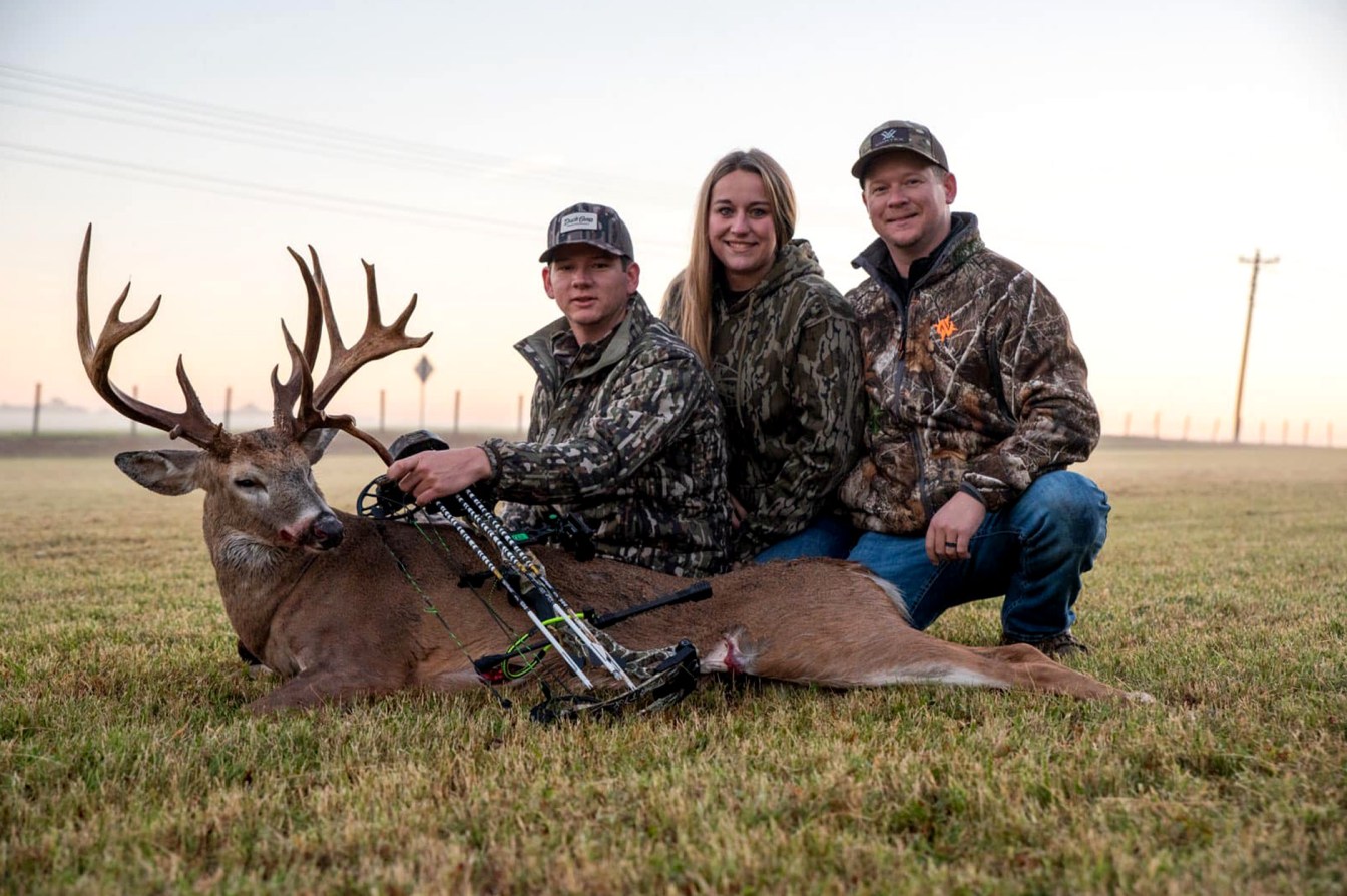 'I Know He Was with Me.' Virginia Hunter Tags 20-Point Buck with His ...