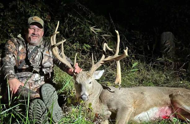 Crossbow Hunter Tags Legendary Kentucky Buck in Daniel Boone National ...