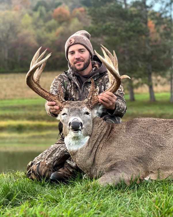 Bowhunter Gets a Second Chance at a Massive Ohio Buck | Outdoor Life