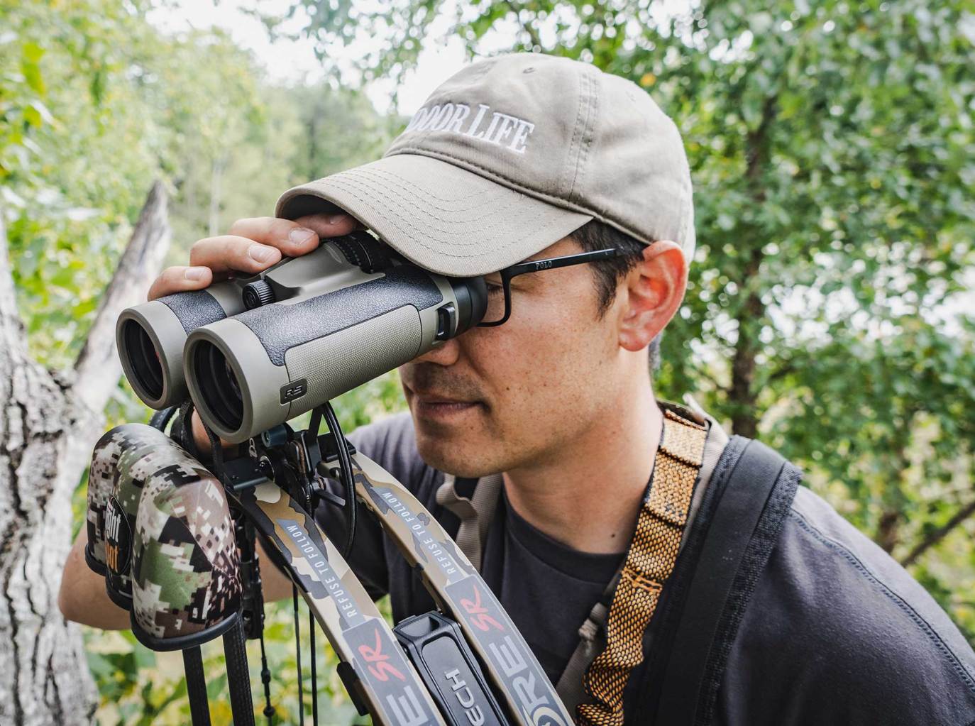 How to Adjust Binoculars Properly | Outdoor Life