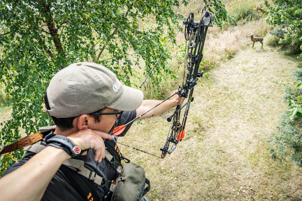 Video: Testing the Best Treestand Height for Bowhunting | Outdoor Life