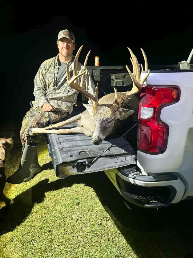Florida Crossbow Hunter Tags 187-Inch Buck While Watching the Gators Game