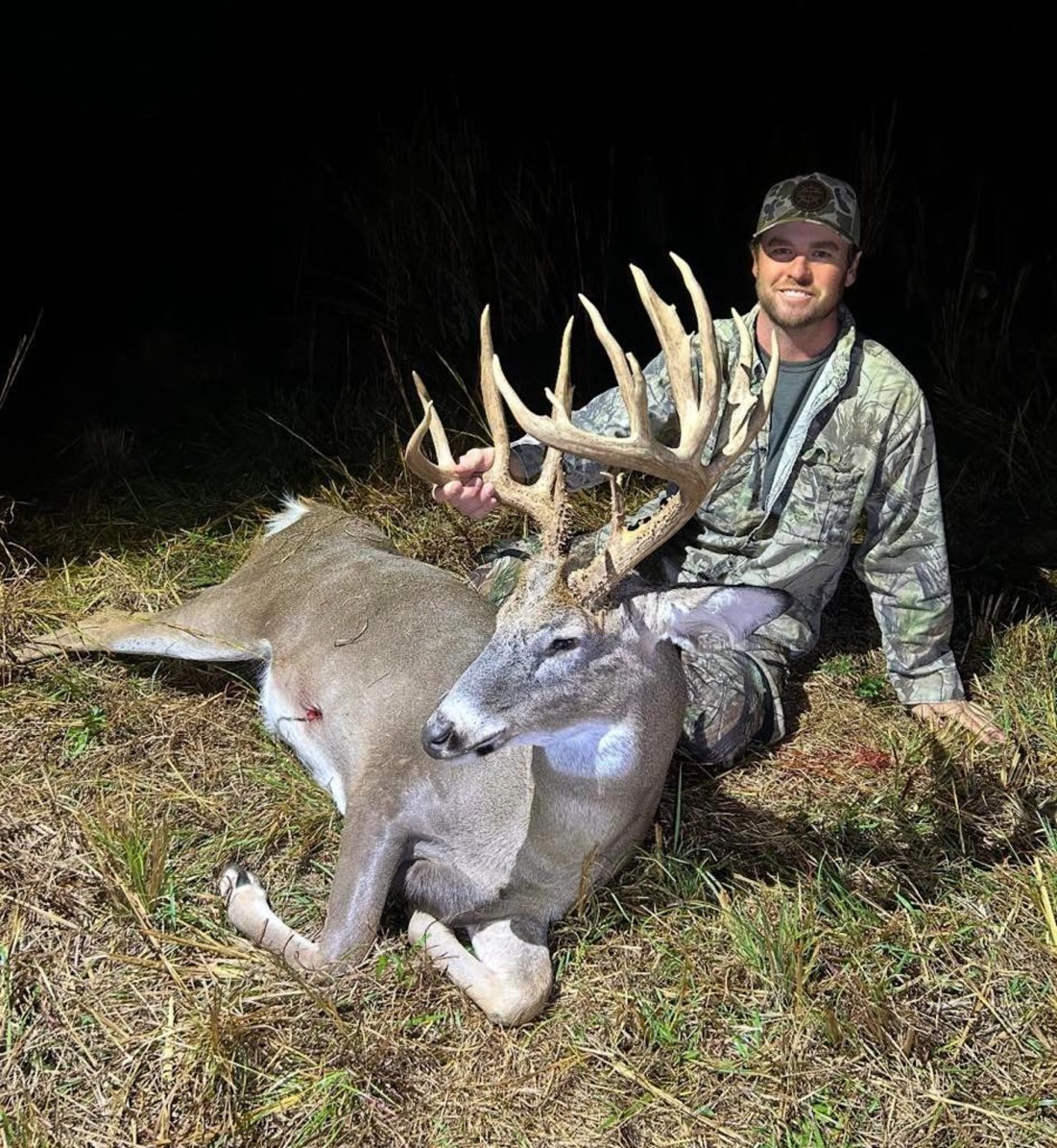 Florida Crossbow Hunter Tags 187-Inch Buck While Watching the Gators Game