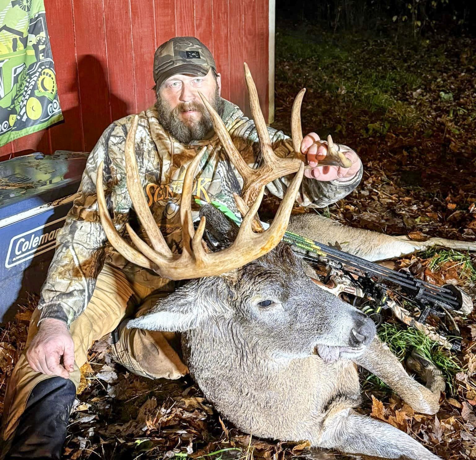 Watch: Wisconsin Bowhunter Arrows 14-Pointer on Public Ground He’s ...