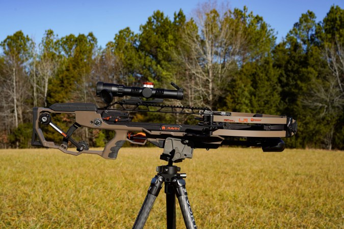 Ravin LR Review: Testing the New Precision Crossbow Out to 100 Yards ...