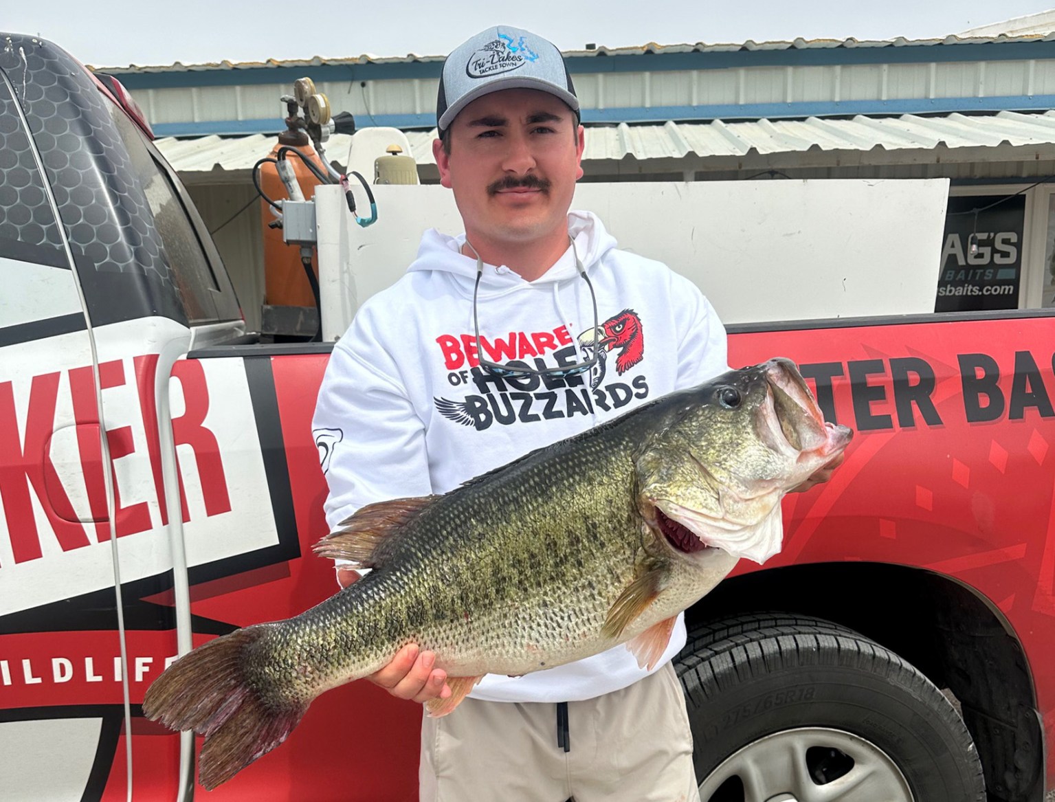 Oklahoma Fisherman Lands One of the 20 Biggest Bass in Texas History ...