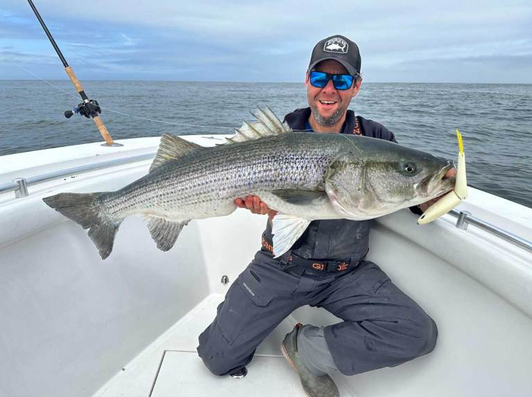Use Glide Baits to Catch Big Saltwater Fish | Outdoor Life