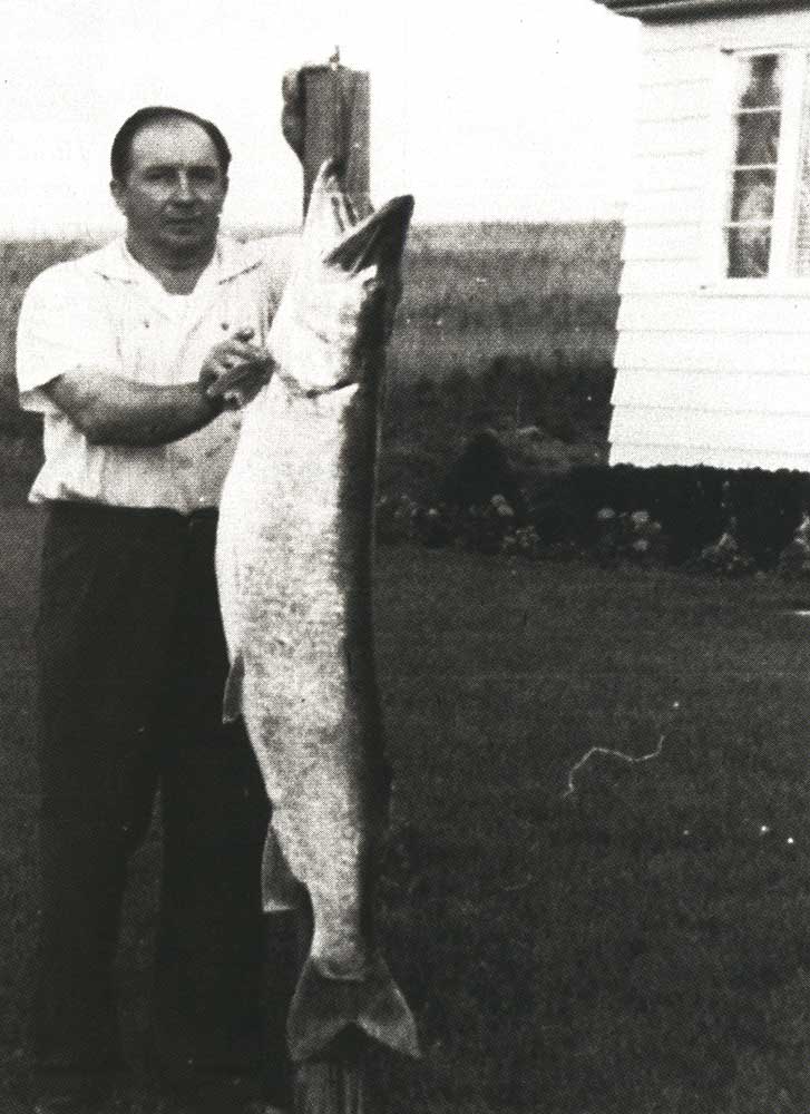 The World-Record Muskie That Turned Out to be a Hoax | Outdoor Life