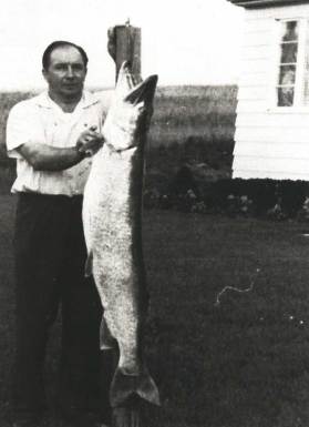 The World-Record Muskie That Turned Out to be a Hoax | Outdoor Life
