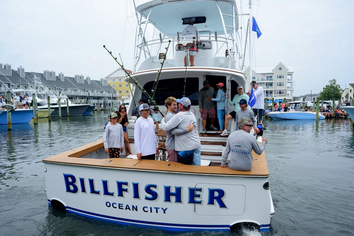 13 Epic Photos from the Fishing Tournament that Pays Million-Dollar ...