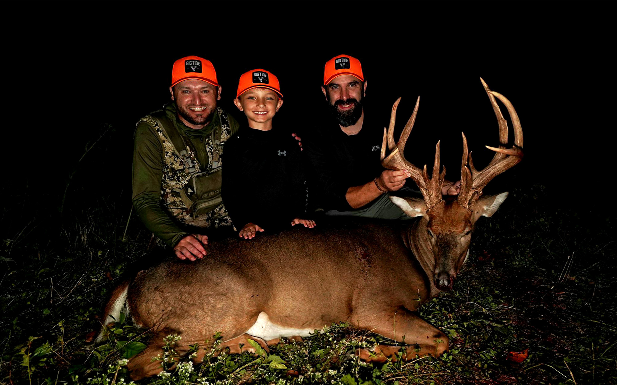 My 8-Year-Old 'Kept His Cool' When This 180-Class Buck Bedded in Front ...