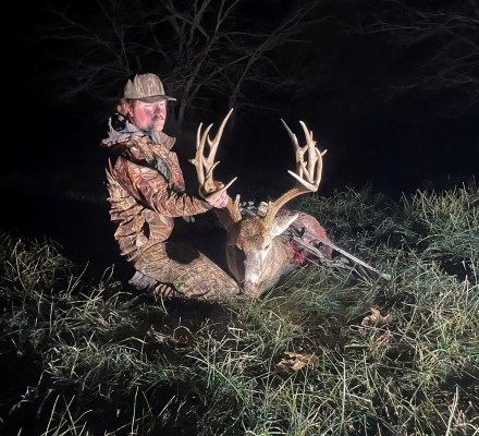 Missouri Bowhunter Tags 180-Class Buck That He Nicknamed 'Texas Red ...