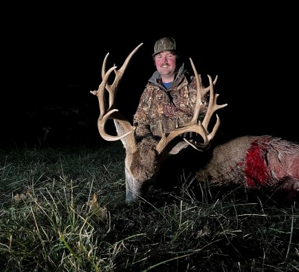Missouri Bowhunter Tags 180-Class Buck That He Nicknamed 'Texas Red ...